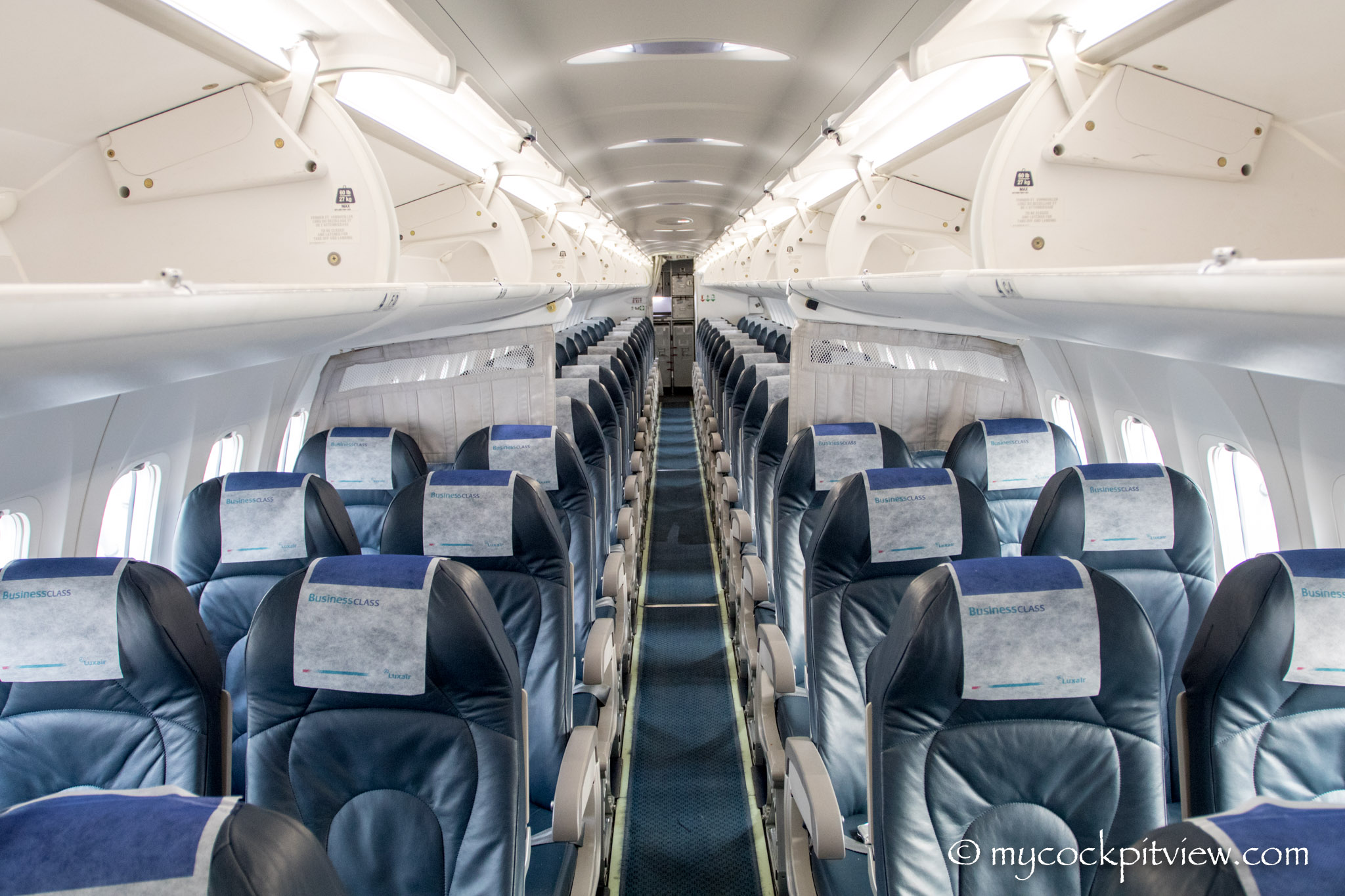 Bombardier Dash 8 Q400 Passenger Cabin Bombardier Dash 8 Q400 Passenger Cabin